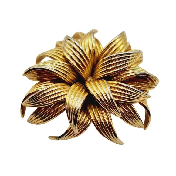 Grosse | Jewelry | Vintage Signed Grosse 963 Germany Dimensional Brooch ...